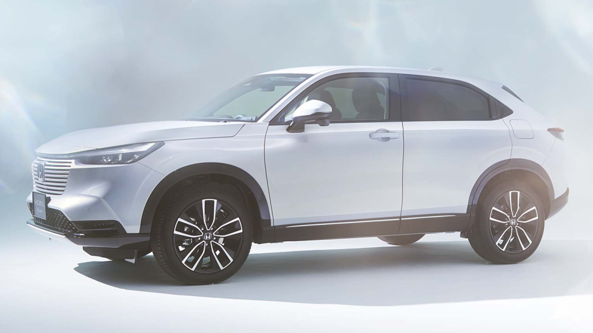 Next-generation Honda HR-V revealed as a compact hybrid crossover ...