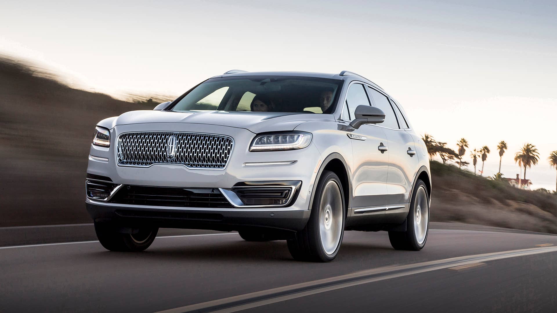 2019 Lincoln Nautilus First Drive Review | A refresh that's more than ...