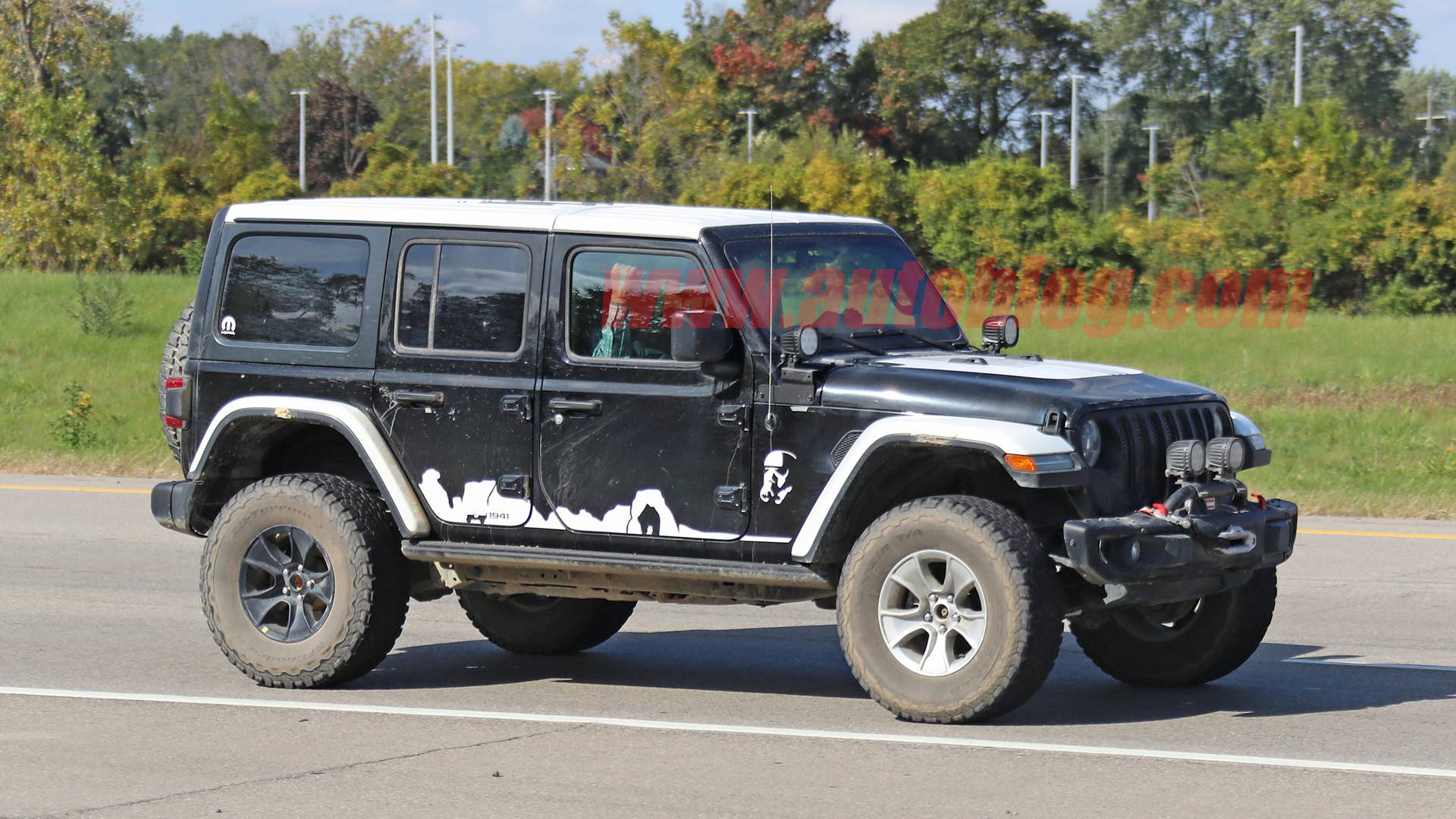 Star Wars Stormtrooper Edition Jeep Wrangler spied? - Autoblog: Car ...