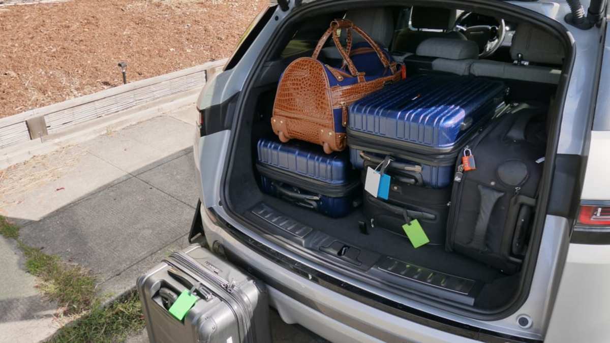 2020 Range Rover Evoque Luggage Test | How much fits in the cargo area ...
