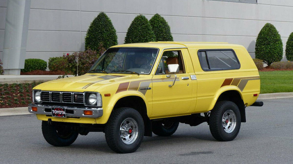 eBay Find | This 1981 Toyota Trekker is the real retro deal - Autoblog