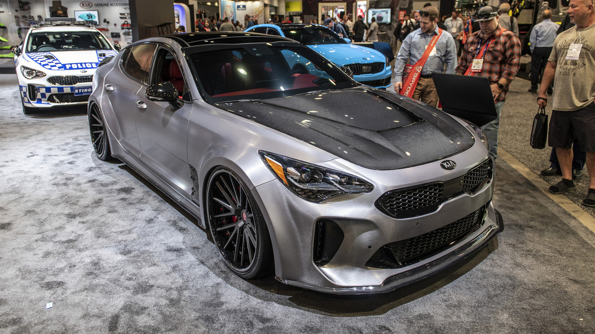 Kia teaming up with DUB to bring modified Stinger GT and K900 to SEMA ...