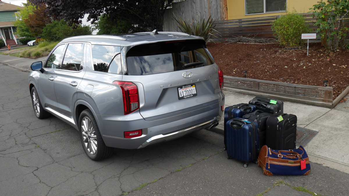 Hyundai Palisade Luggage Test | How much fits behind the third row ...