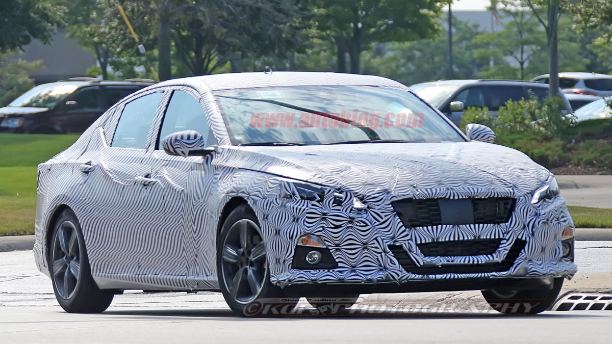 First look at 2019 Nissan Altima reveals Maxima-inspired design - Autoblog