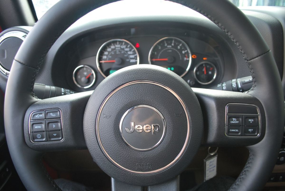 Jeep to stop using bad Takata airbag inflators next week - Autoblog