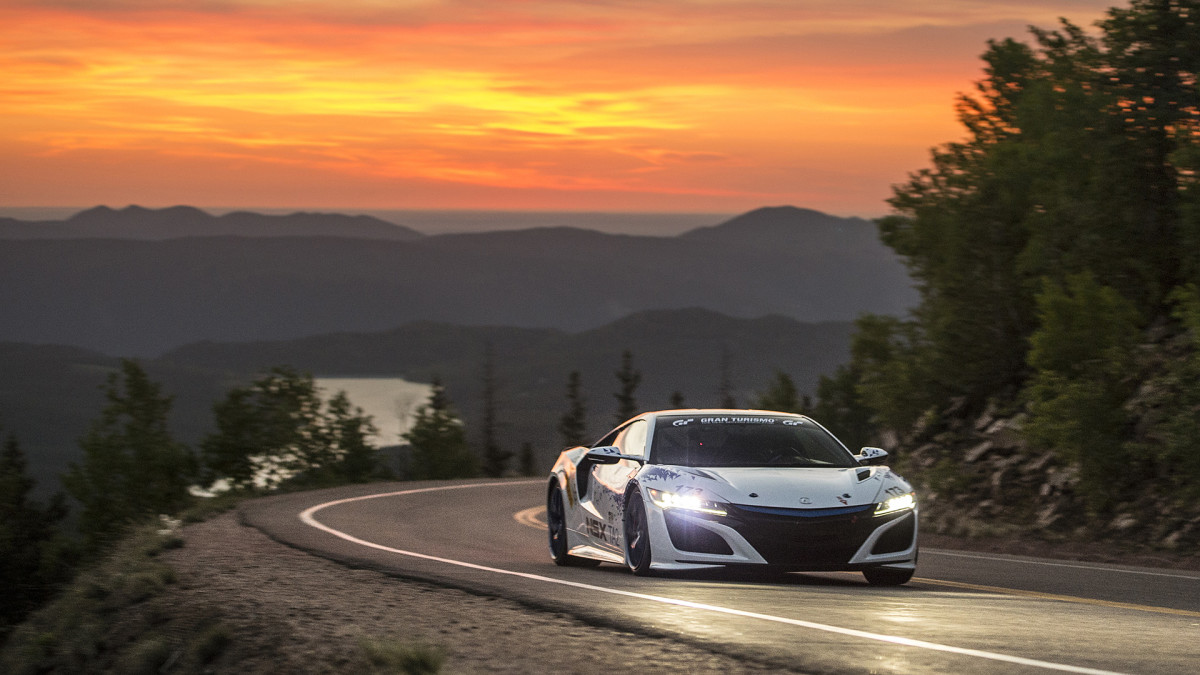 Acura NSX hybrid wins Time Attack 2 division at Pikes Peak - Autoblog ...
