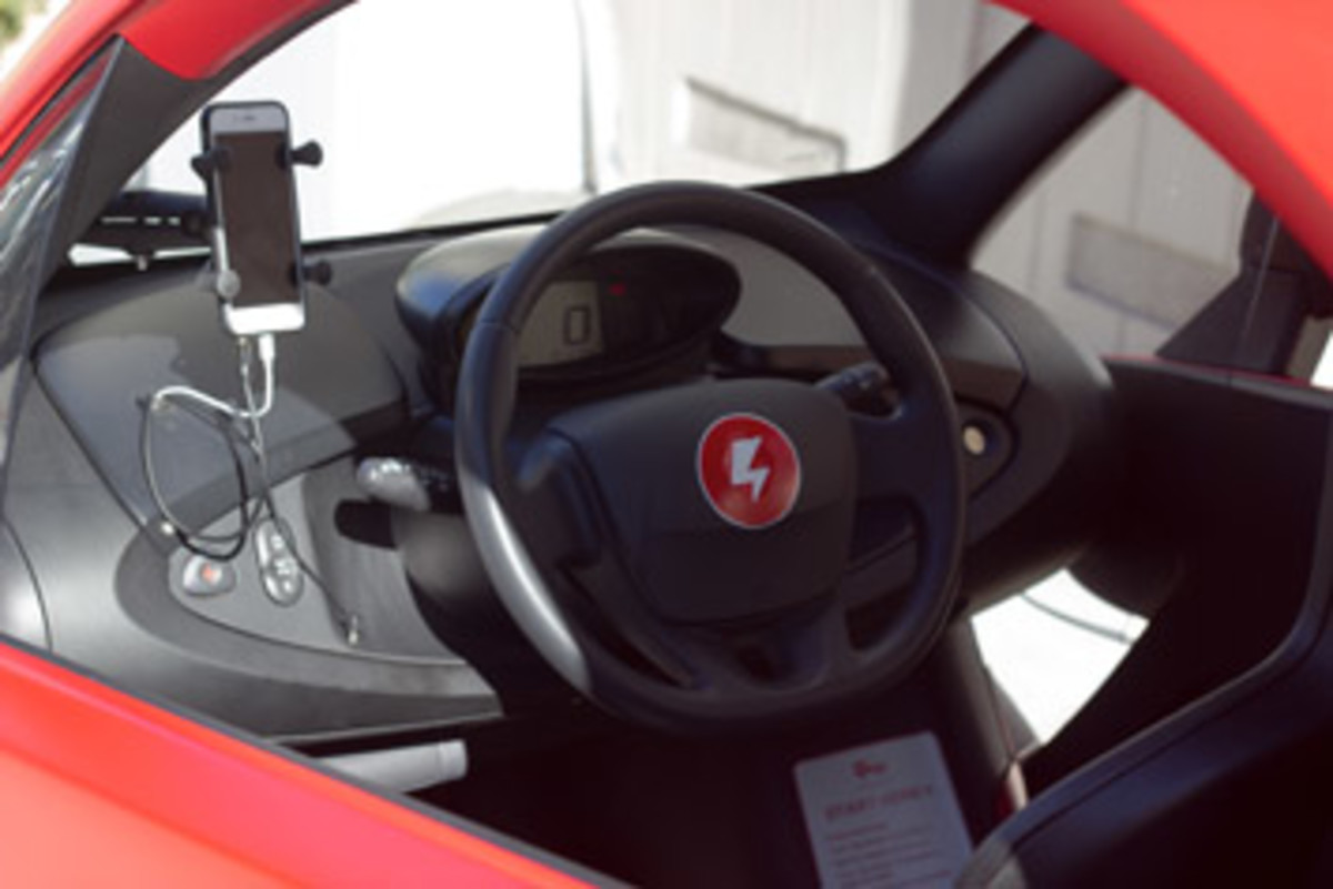 The Scoot Quad is Nissan s small step toward EV car sharing Autoblog