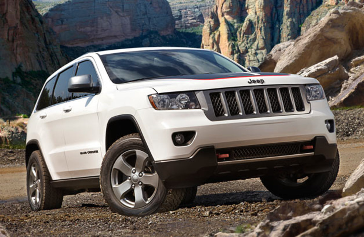 2013 Jeep Grand Cherokee Trailhawk and Wrangler Moab Special Edition ...