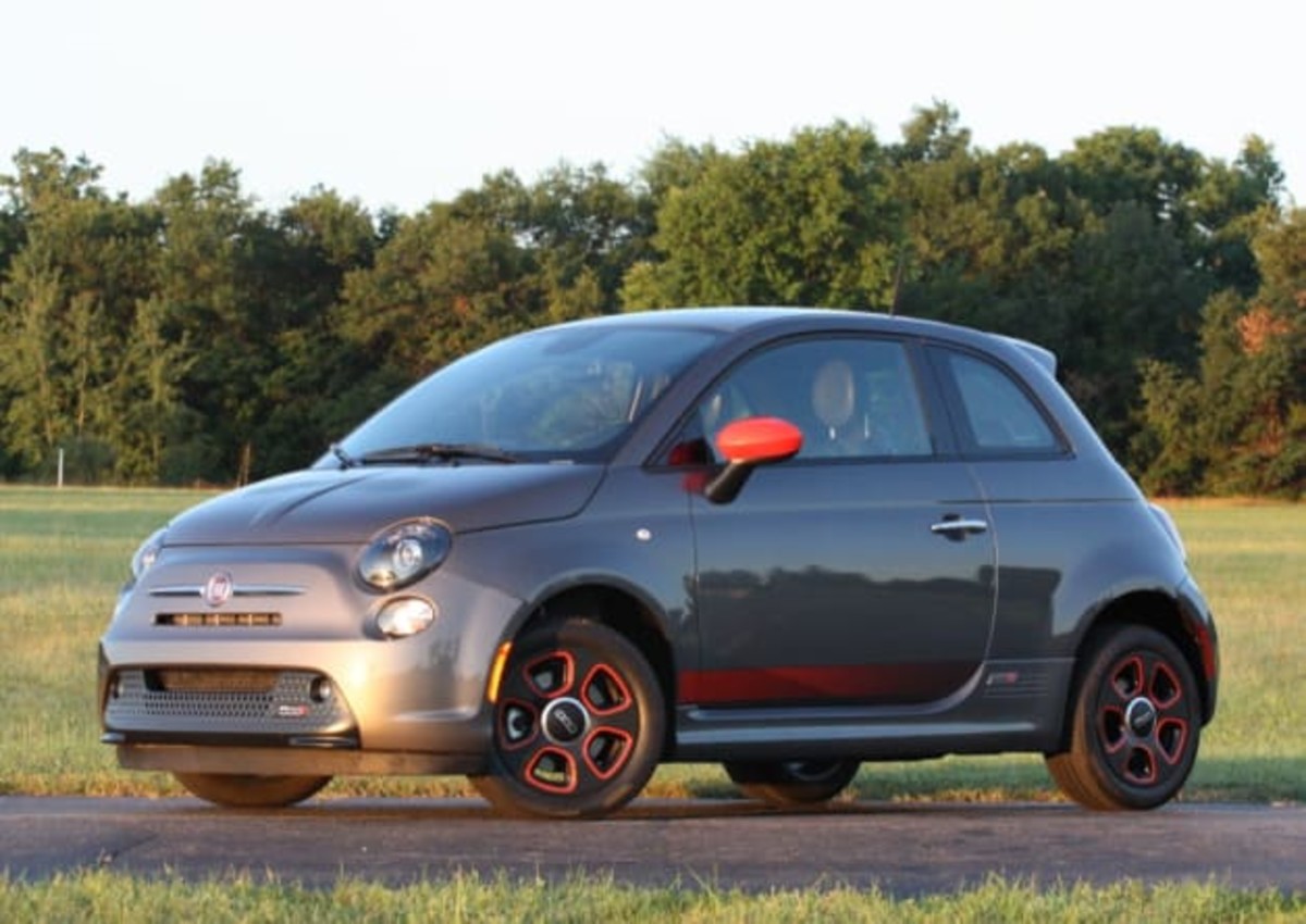 2013 fiat 500e store