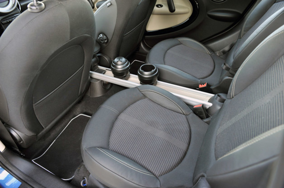 Mini deletes center rail in Countryman, Paceman - Autoblog