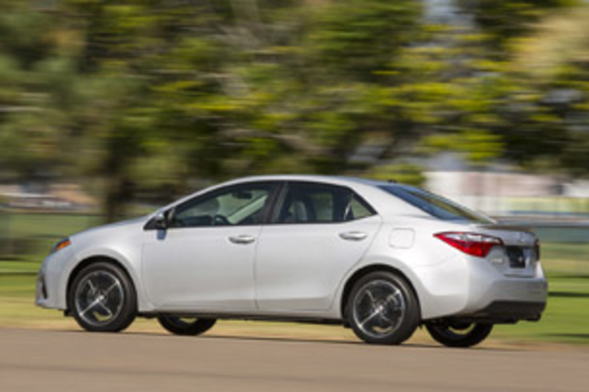 2014 Toyota Corolla - Autoblog