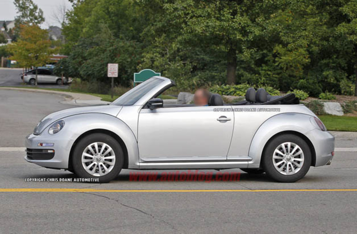 2014 Volkswagen Beetle Convertible caught with its top down - Autoblog