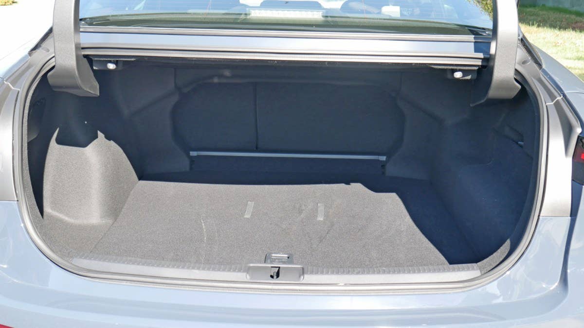 Toyota Crown Luggage Test: How big is the trunk? - Autoblog