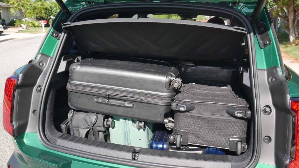 Mini Countryman Luggage Test: How much fits in the trunk? - Autoblog