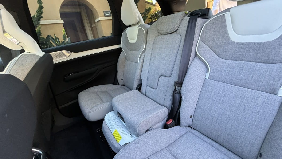 2025 Volvo EX90 First Drive: Electric? Three rows? Luxury? Here's your ...