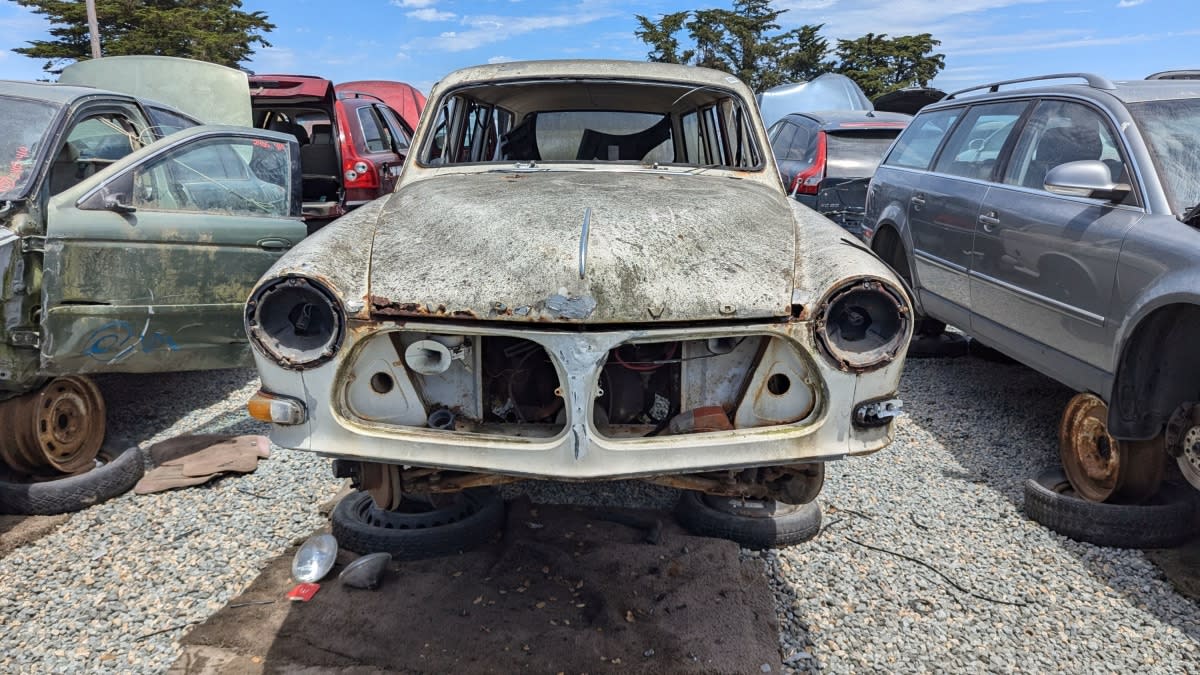 Junkyard Gem: 1965 Volvo Amazon Wagon with a heartfelt goodbye - Autoblog