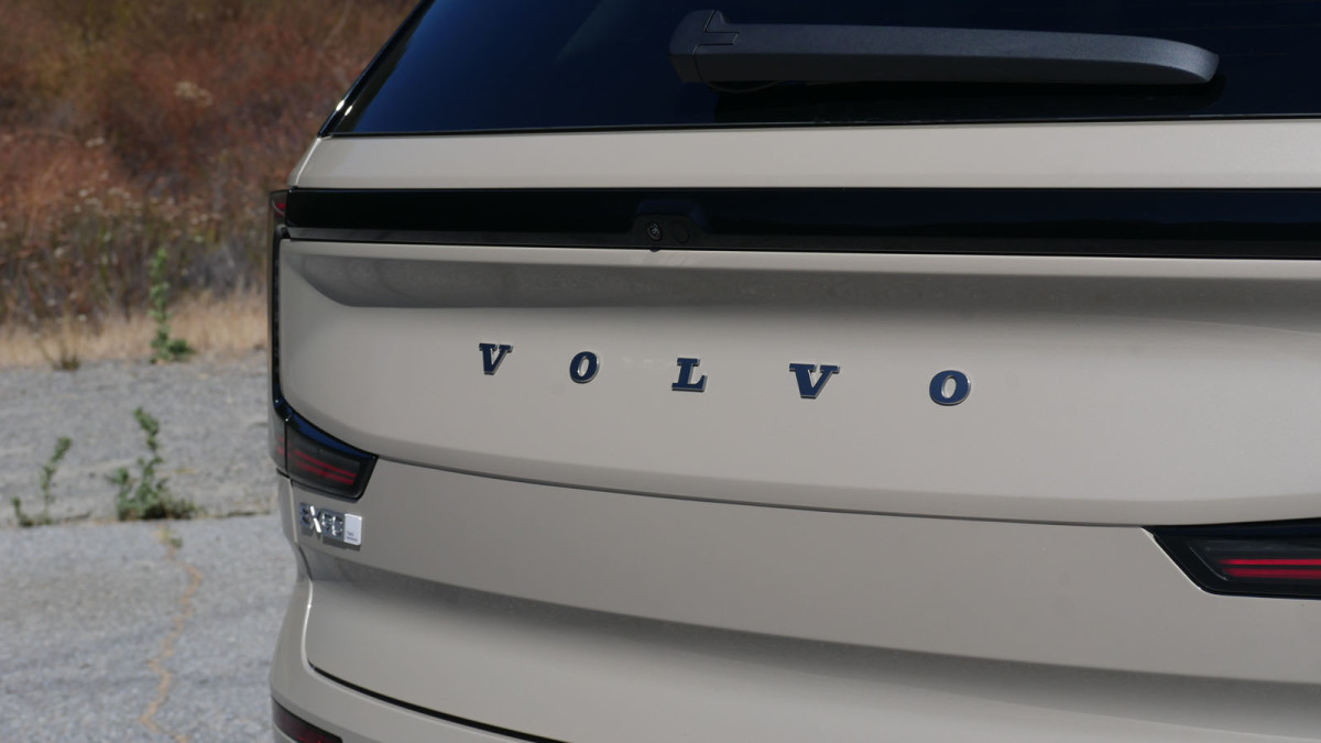 The 2025 Volvo EX90 finally delivers a luxury three-row all-electric ...