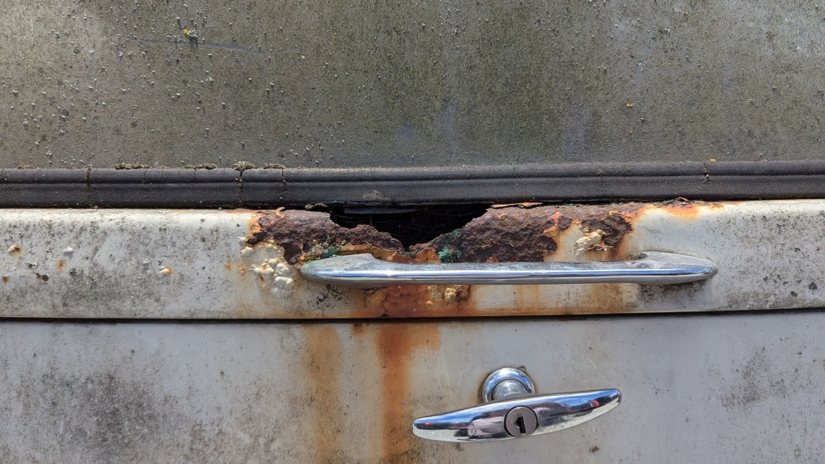 Junkyard Gem: 1965 Volvo Amazon Wagon with a heartfelt goodbye - Autoblog