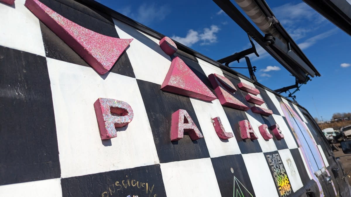 Junkyard Gem: 1990 Ford Econoline 250 Vibe Palace - Autoblog