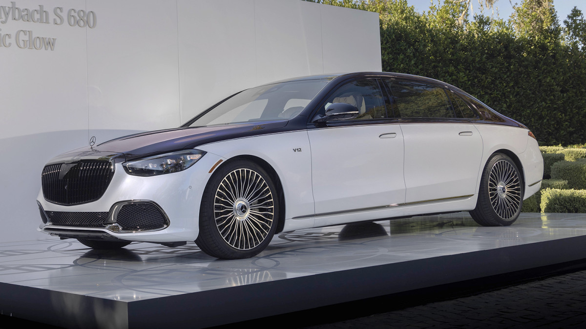 2025 Mercedes-Maybach S 680 Edition Nordic Glow has a long name for a ...