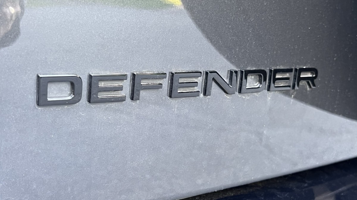 2025 Land Rover Defender 90: 4 reasons to love it, 2 reasons to think ...