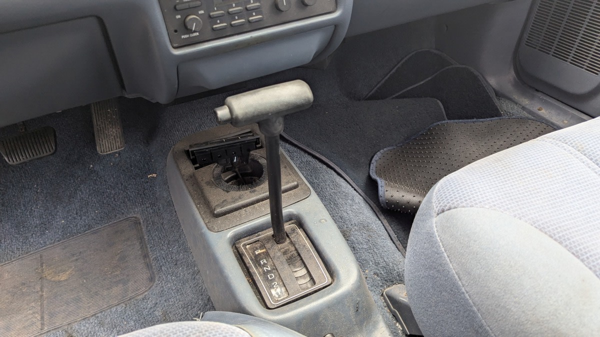 Junkyard Gem: 1994 Ford Tempo GL 4-door sedan - Autoblog: Car News ...