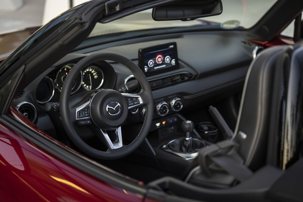 2025 Mazda MX-5 Miata buyer's guide, pricing, and specs - Autoblog