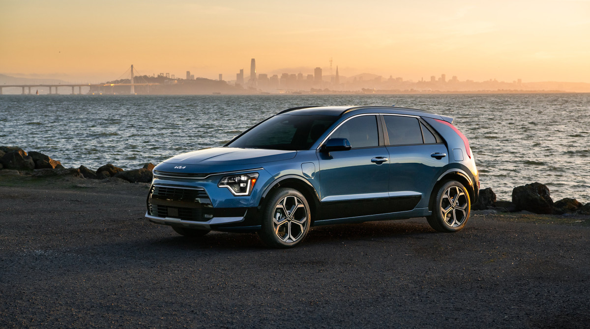 Top 5 PHEVs under 50K with 35 miles of electric range Autoblog