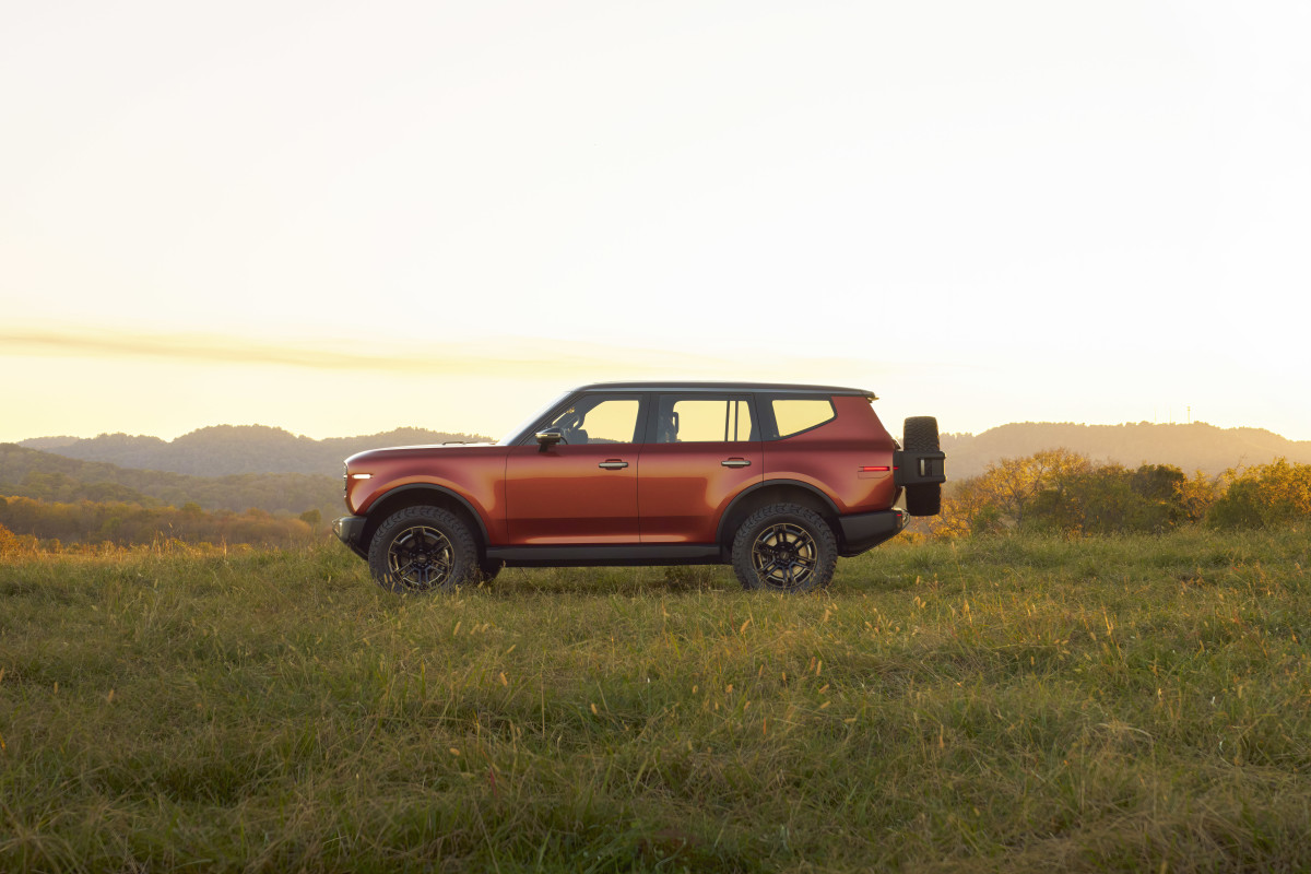 Scout Motors reveals rugged electric Terra truck and Traveler SUV duo ...