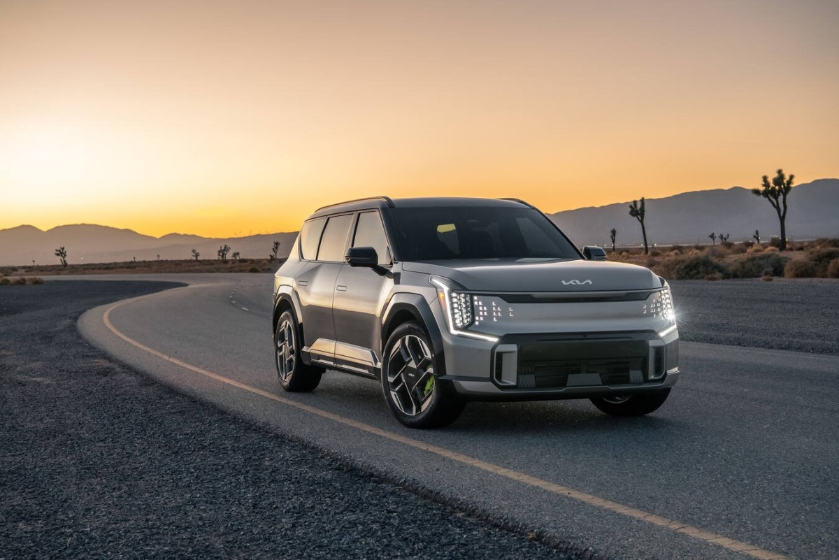 2025 Kia EV9: 4 reasons to love it, 2 reasons to think twice - Autoblog