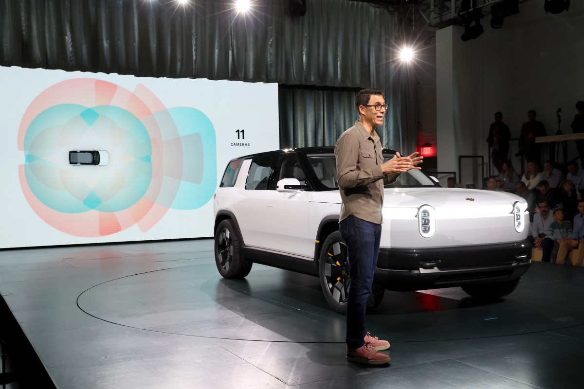 Rivian's AI voice assistant coming in 2025 - Autoblog