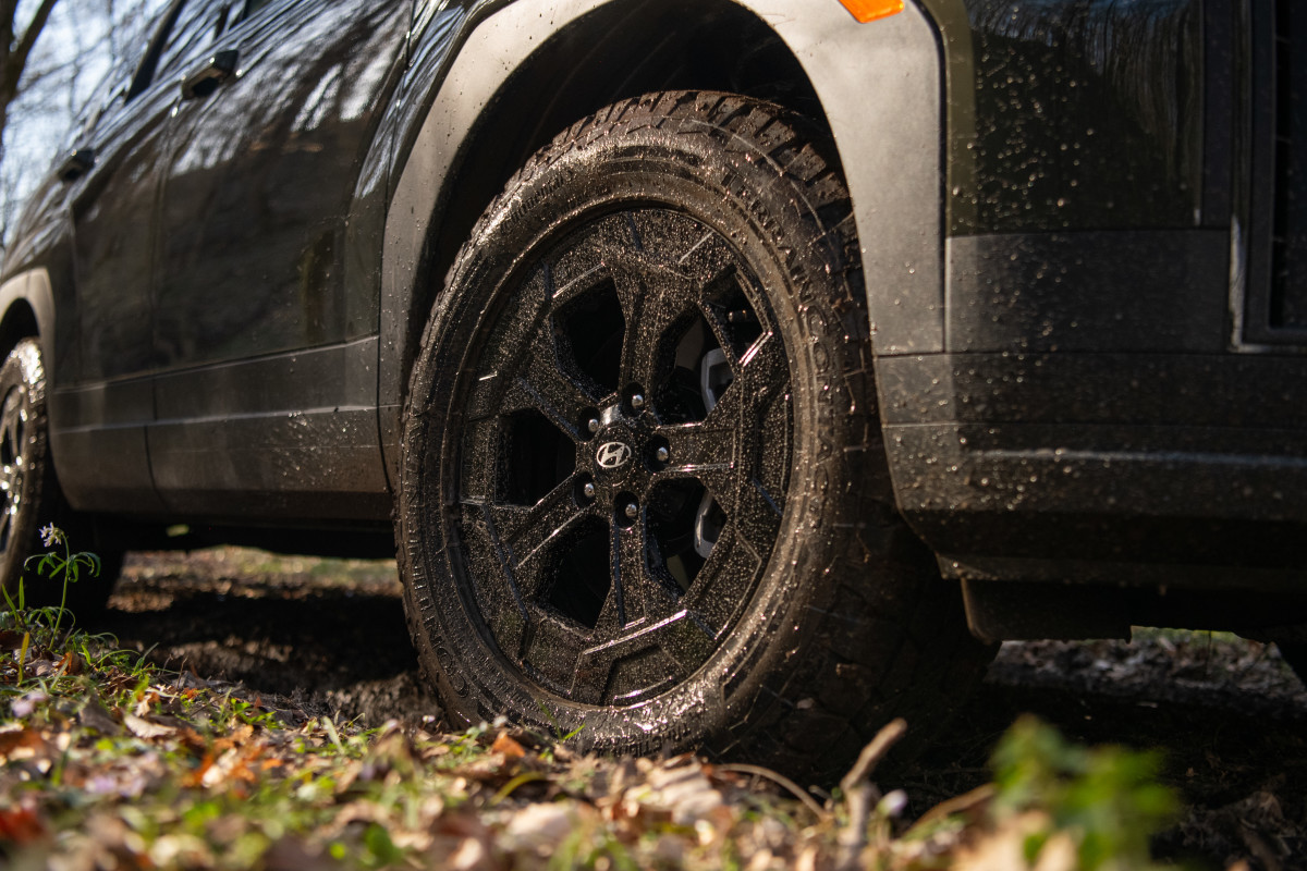 2025 Hyundai Santa Fe XRT review: off-road bruiser, or L.A. cruiser ...