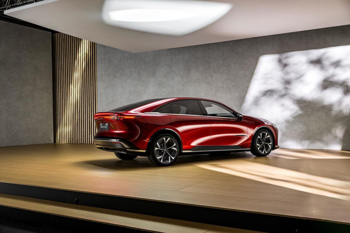 Mazda reveals the gorgeous 6e all-electric sedan - Autoblog