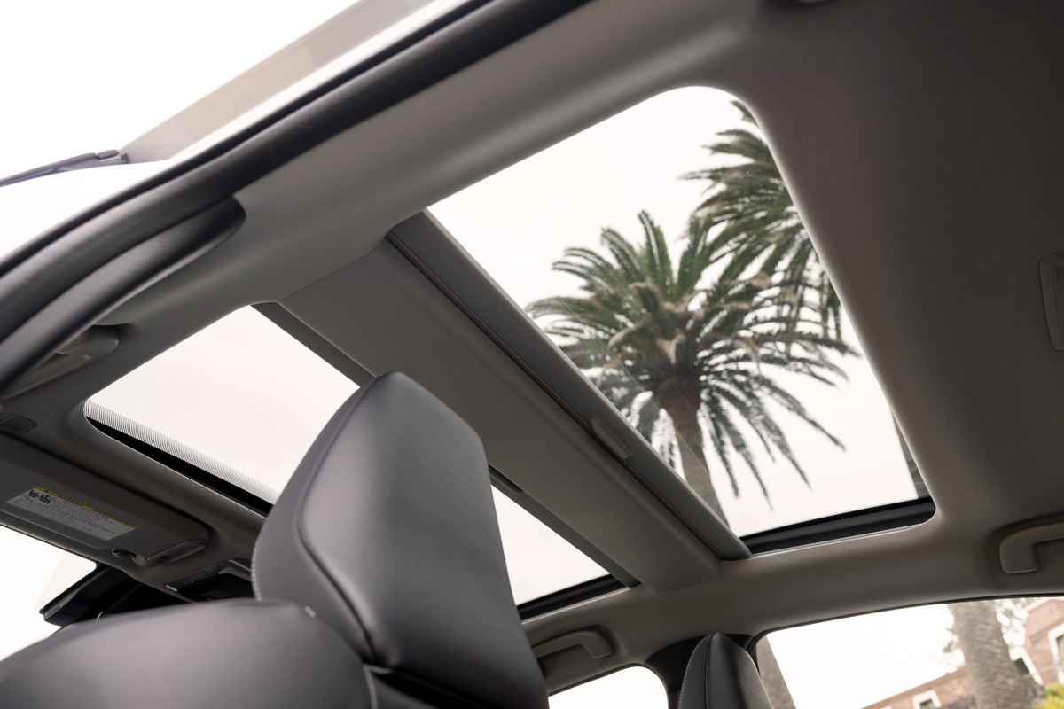 Is the 2025 Toyota Prius worth $28,350? - Autoblog