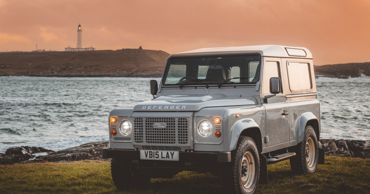Land Rover Classic Defender Works V8 Islay Edition revealed, celebrates ...