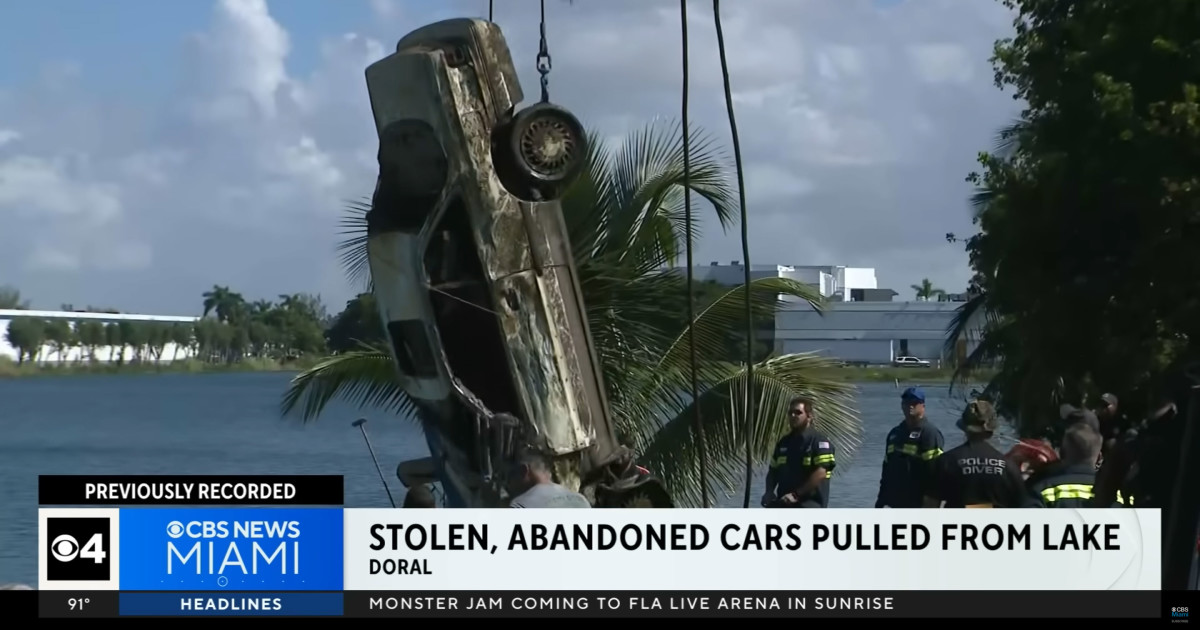 Divers in Florida pull 32 cars from a Miami lake - Autoblog