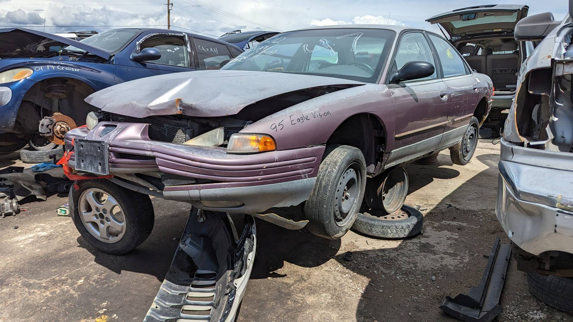 Junkyard Gem: 1995 Eagle Vision TSi - Autoblog