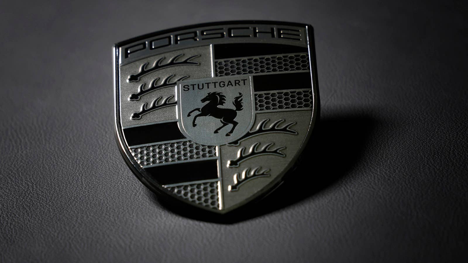 Porsche's Turbo models to get new badge, exclusive "Turbonite" trim ...