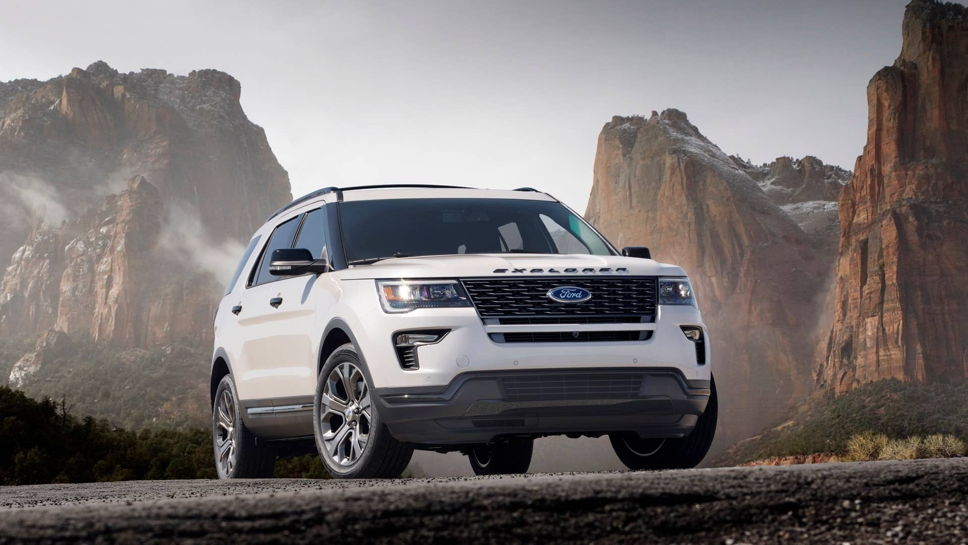Millions of Ford Explorers recalled for trim parts that can fly off ...