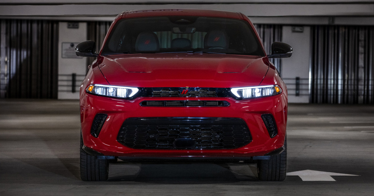 Dodge Drops Surprisingly Attractive Lease Deal for 2025 Hornet This ...