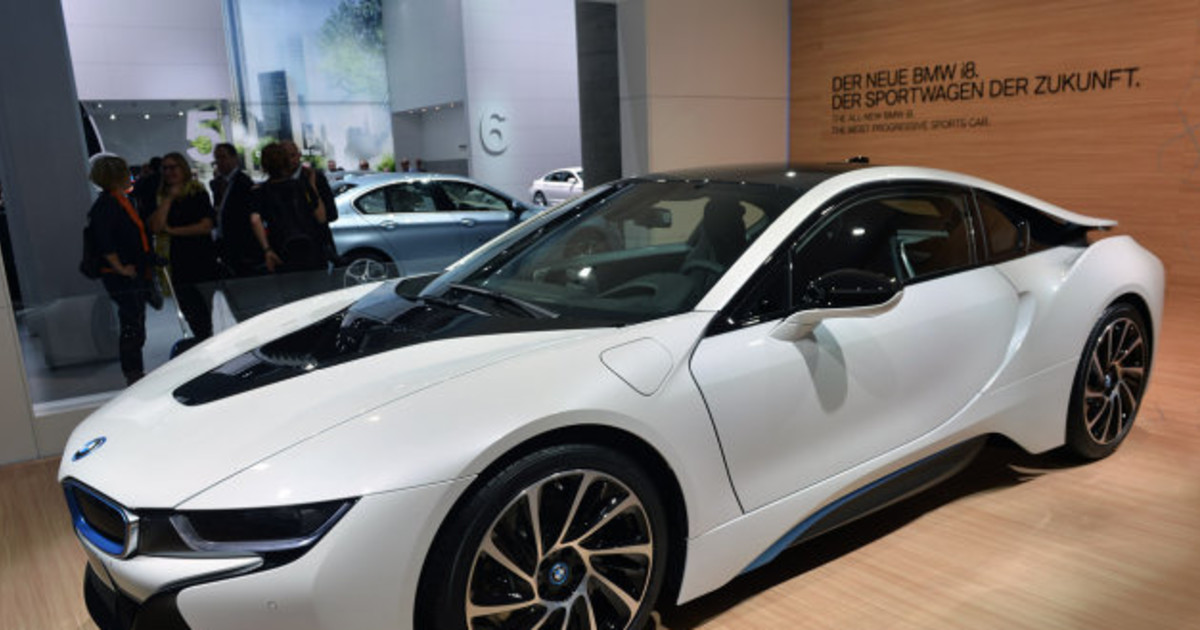 BMW mulled ten, eight, and six-cylinder engines for i8 before going ...