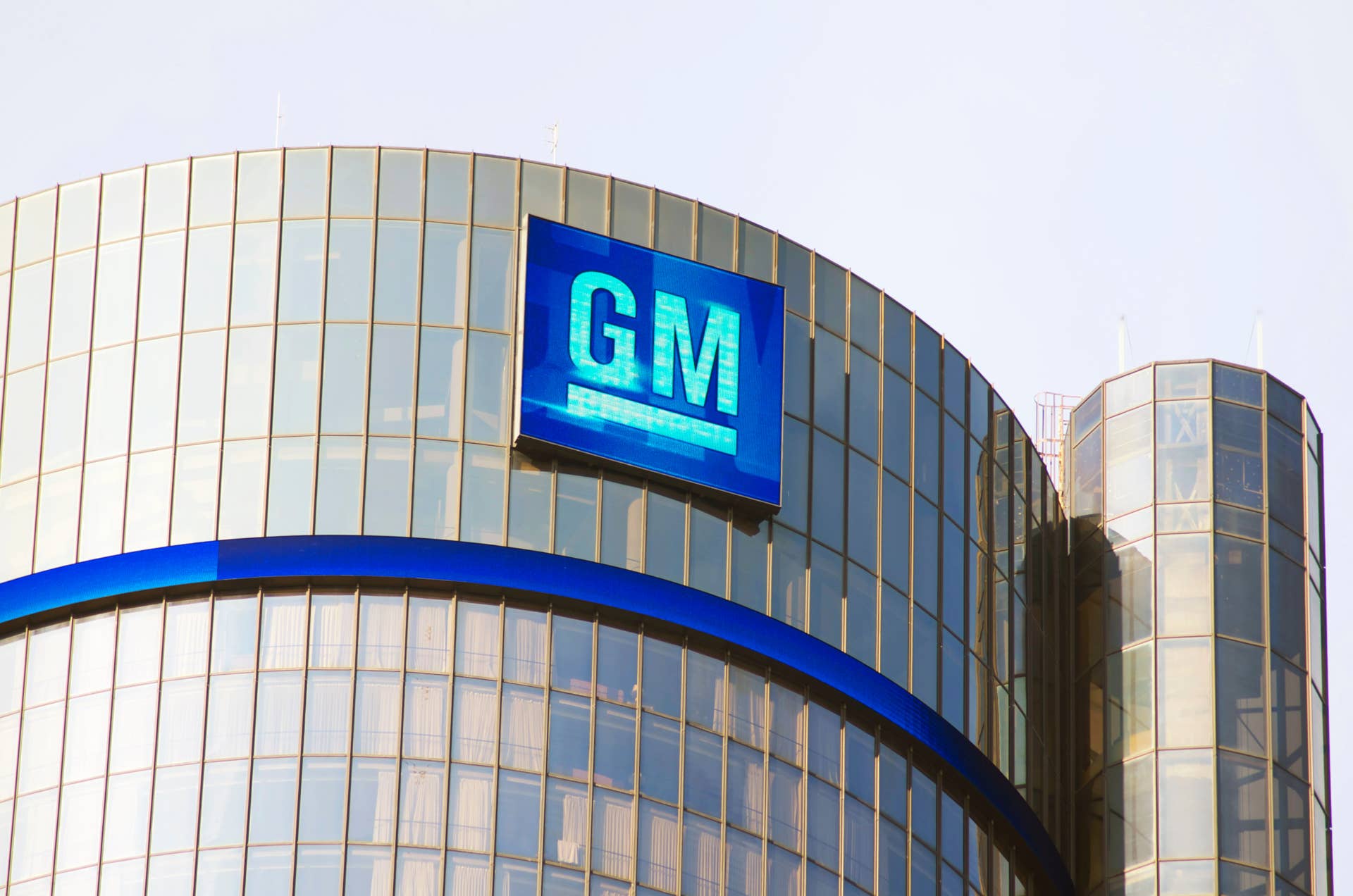 GM just crushed its earnings report, so why are investors fleeing ...
