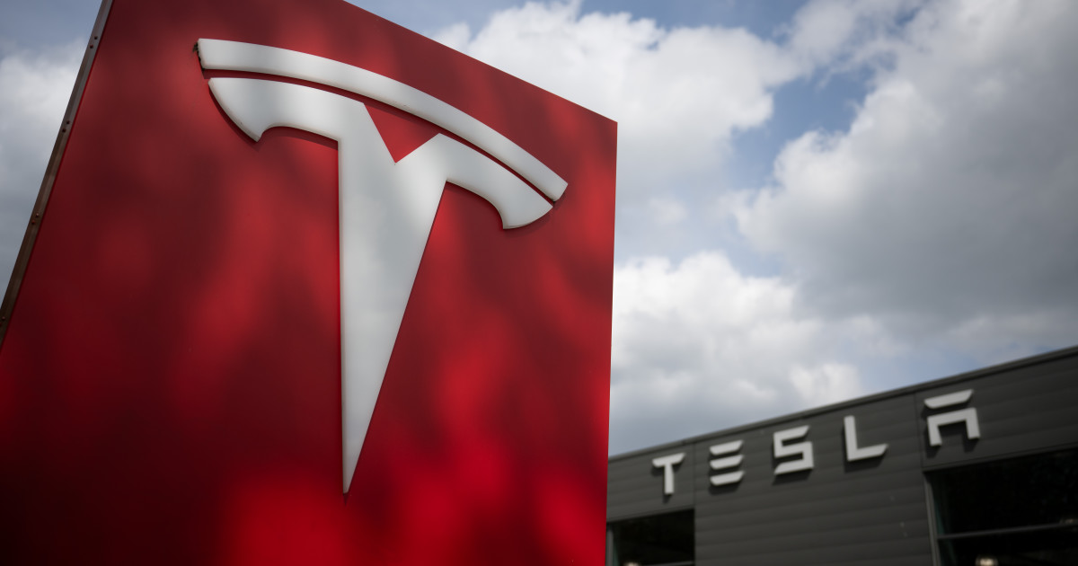 Tesla Just Learned a $183 Million Lesson in Latest Gamble-Gone-Wrong ...