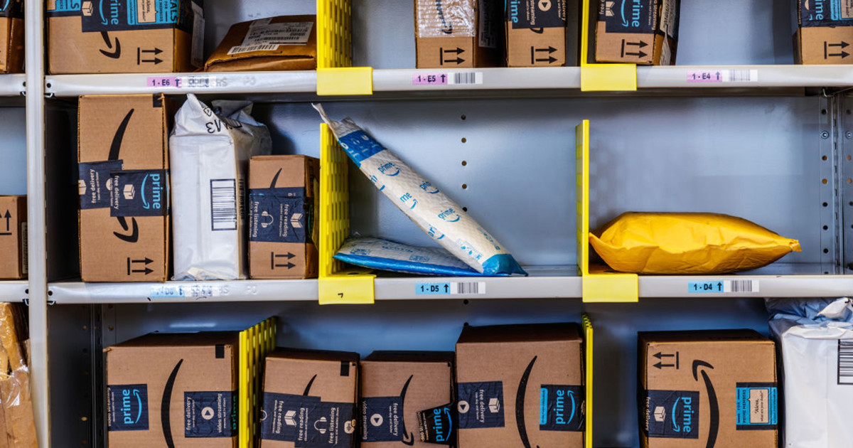 The Standtall Electric Car Jack Is 45% Off - Autoblog