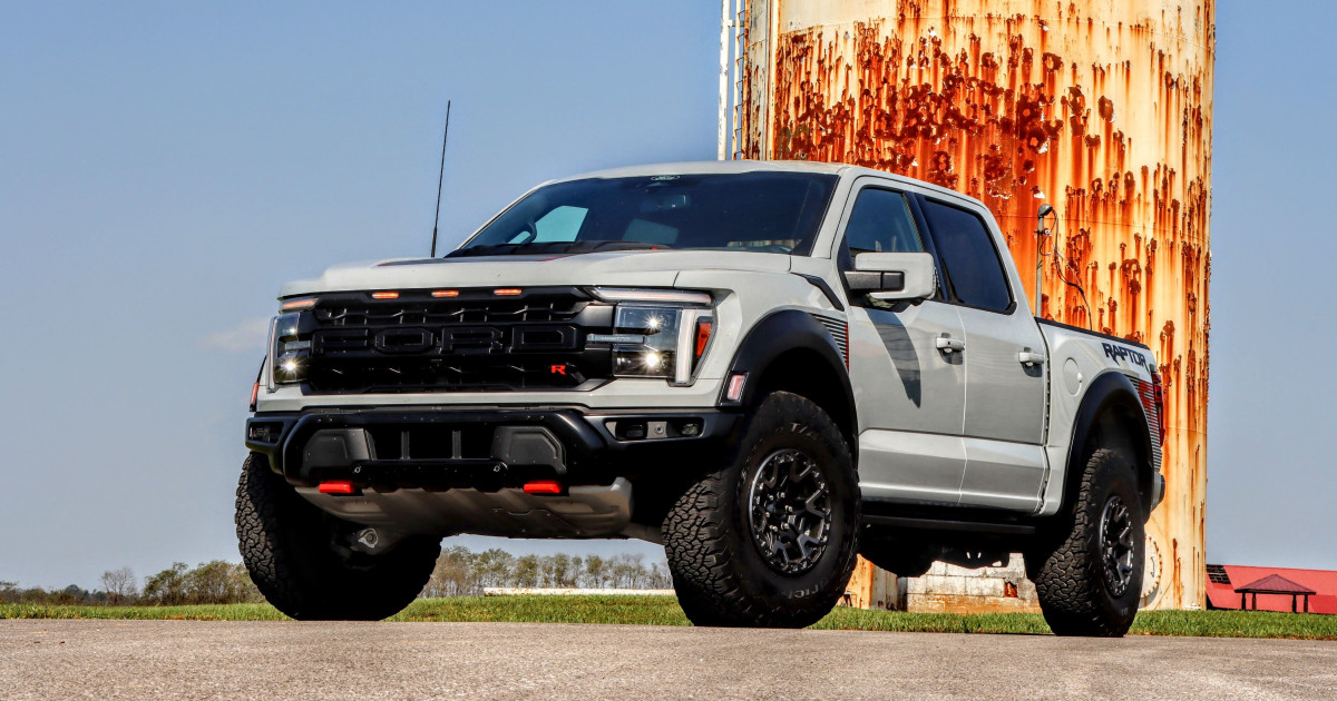 I Test Drove the 2025 Ford Raptor R: Here’s the Real Verdict - Autoblog