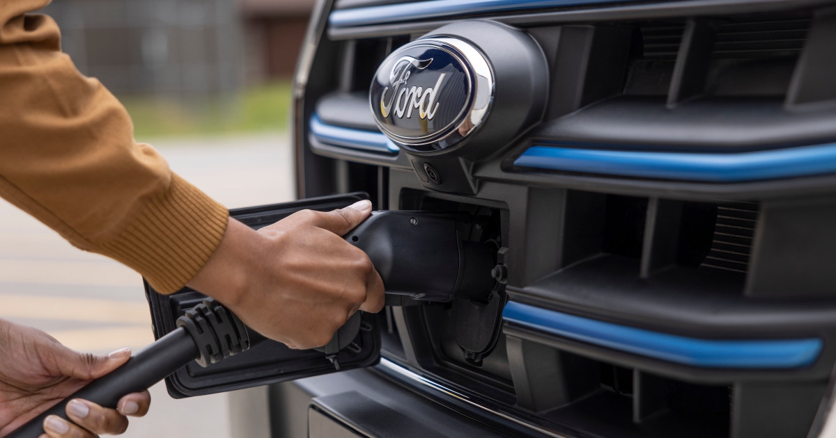 Ford Says $30,000 Electric Cars Are “Right Around the Corner” - Autoblog