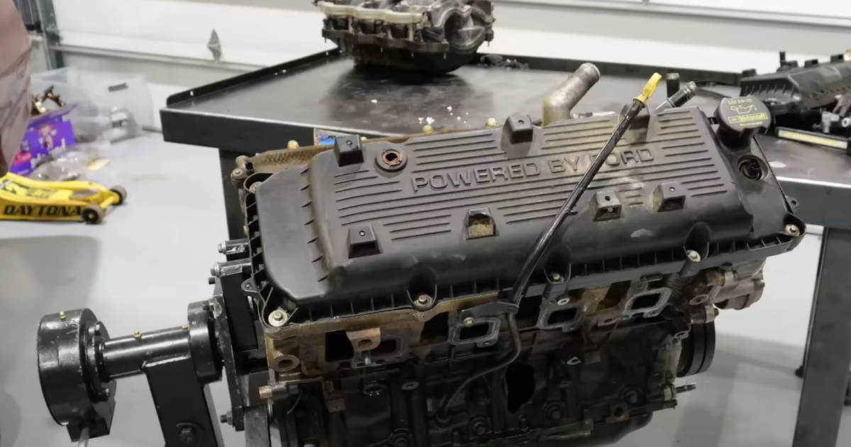 Teardown Uncovers Catastrophic Failure in Ford Boss 6.2L V8 Engine ...
