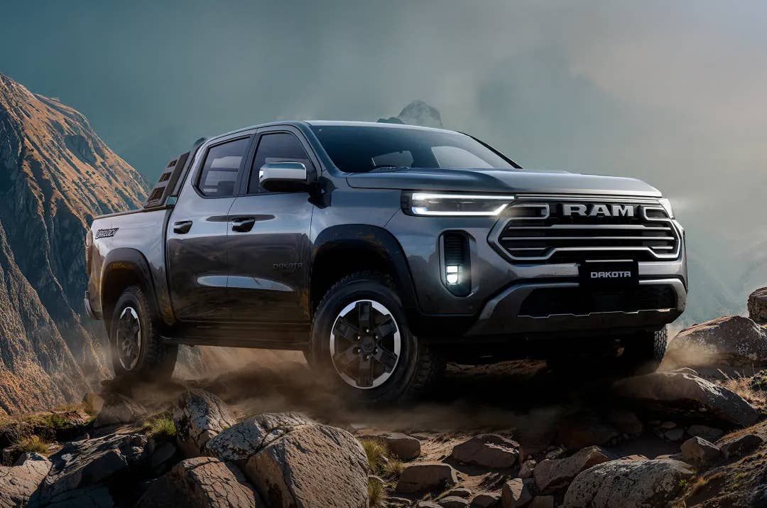 Ram Dakota Will Be A $40,000 Midsize Pickup That Does Real Truck Work ...