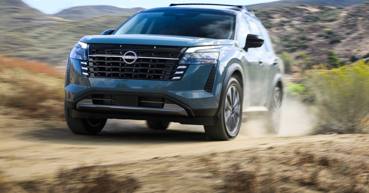 2026 Nissan Pathfinder vs 2026 Hyundai Santa Fe: Which Is the Smarter ...