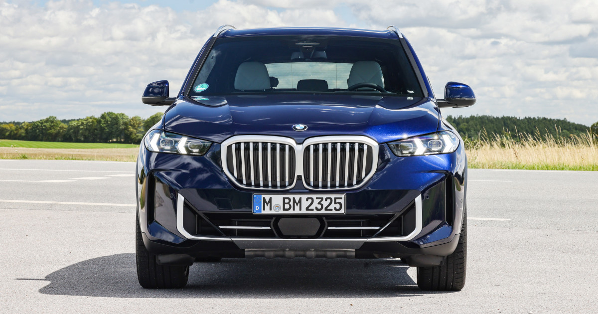 BMW Might Revisit a Clever EV Idea It Abandoned Years Ago - Autoblog